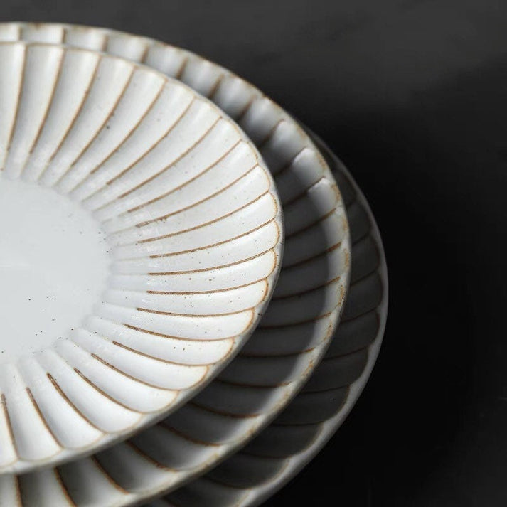 Gohobi Handmade Ceramic Japanese Style Plate